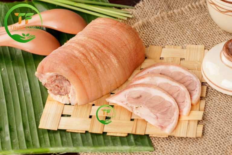 Thịt chân giò bó mềm ngon tiện lợi hấp dẫn-có sẵn tại TPHCM